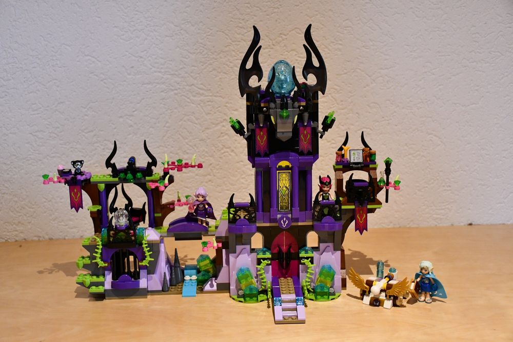 LEGO Elves Raganas magisches Schattenschloss (Gebraucht) in Hendschiken ...