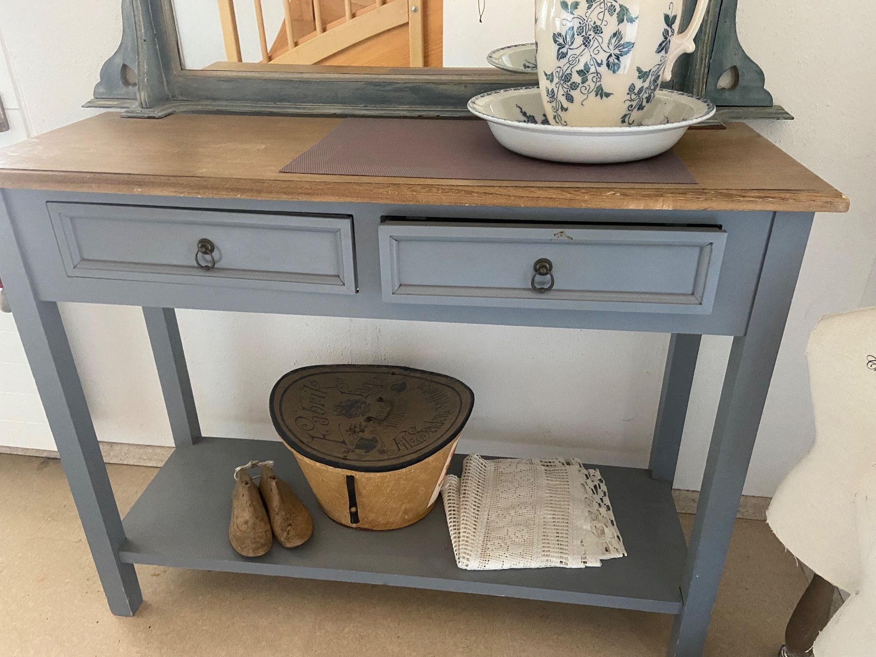 Shabby Kommode und Jugendstil Spiegel (D'occasion) à Cham pour CHF 390 ...