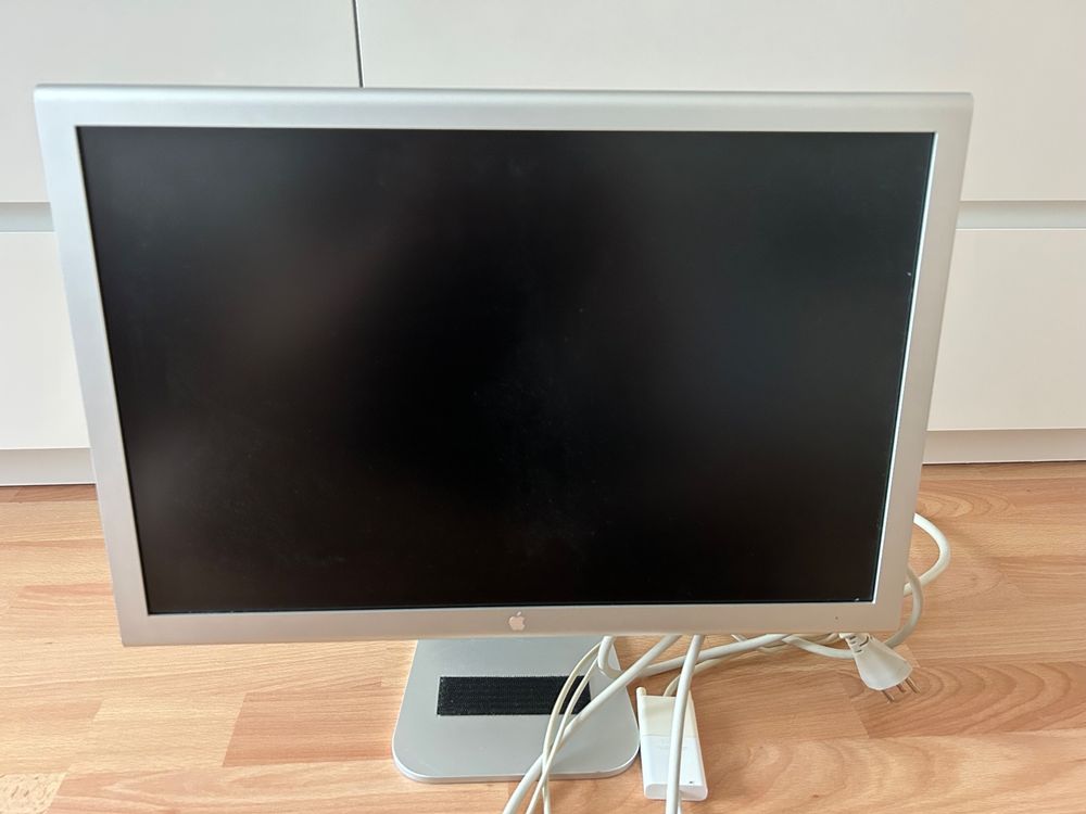 Apple Mac Cinema Display Monitor 20“ | Kaufen auf Ricardo