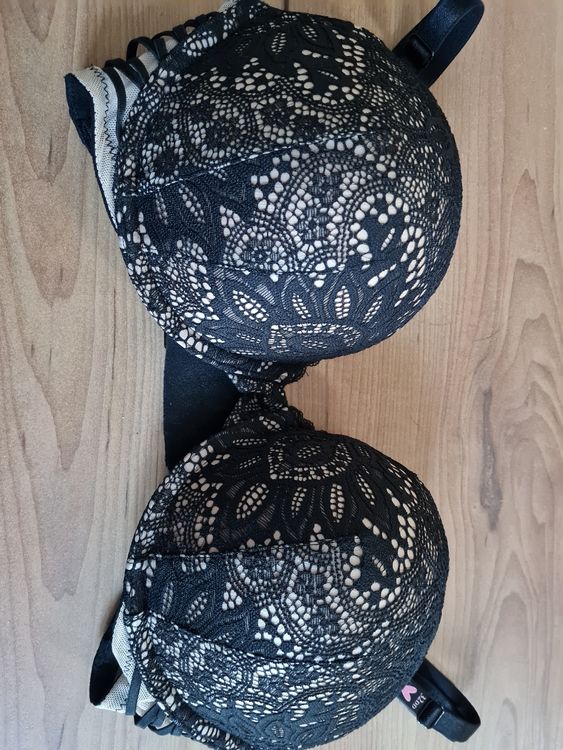 Schwarzer Spitzen-BH Gr. 70E Push-up Dessous Wäsche (Gebraucht) in ...