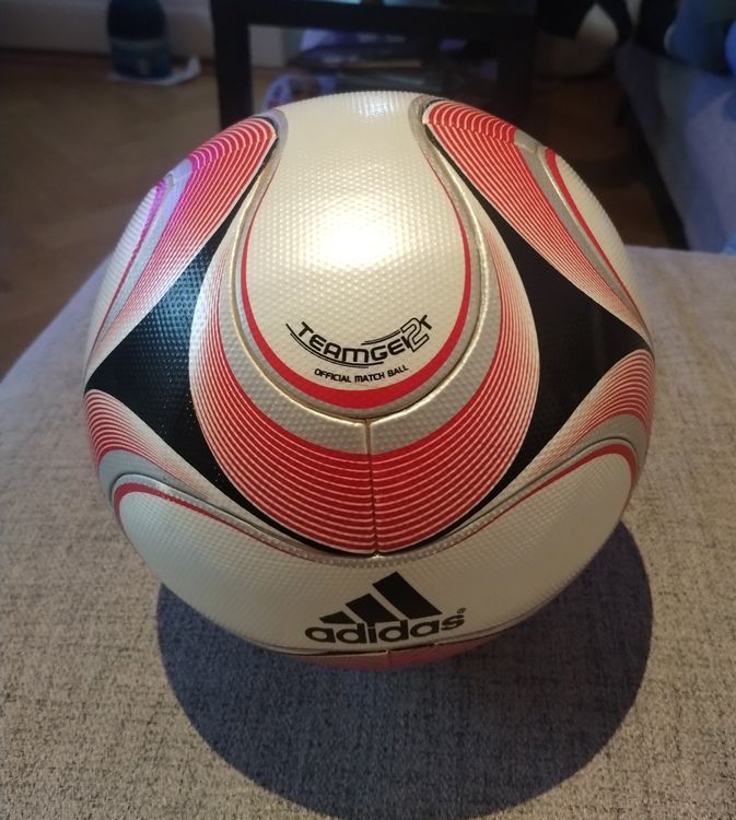 Ballon Adidas Teamgeist 2 (match ball) (D'occasion) à Lausanne pour CHF ...