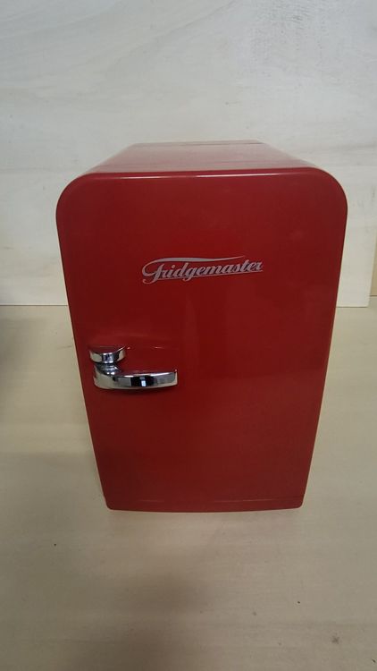 Mini Kühlschrank Fridgemaster, rot, für den Sommer! 12 V (Neu (gemäss ...