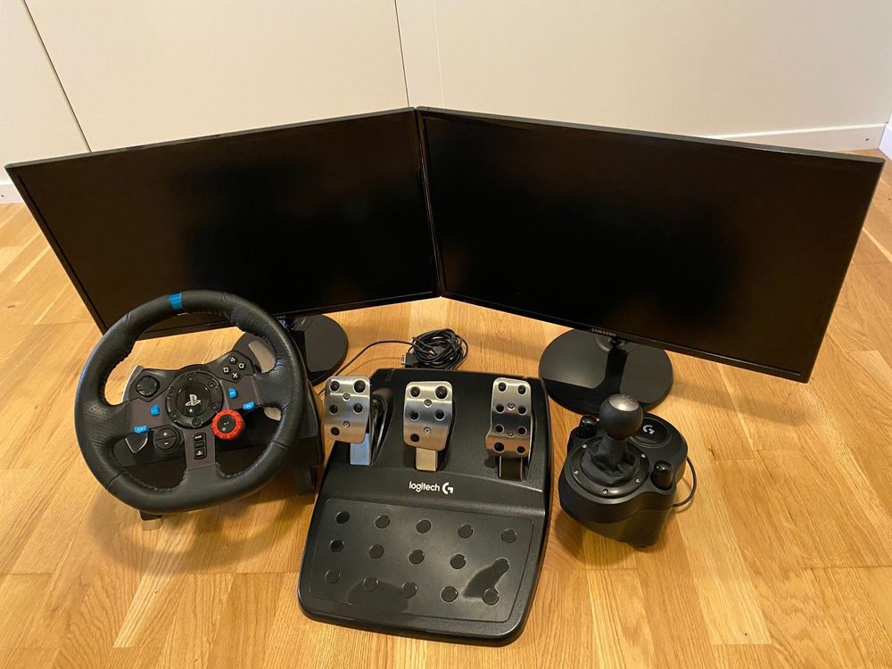 Logitech G29 Lenkr., inkl. 2x 24“ Bilds. | Kaufen auf Ricardo