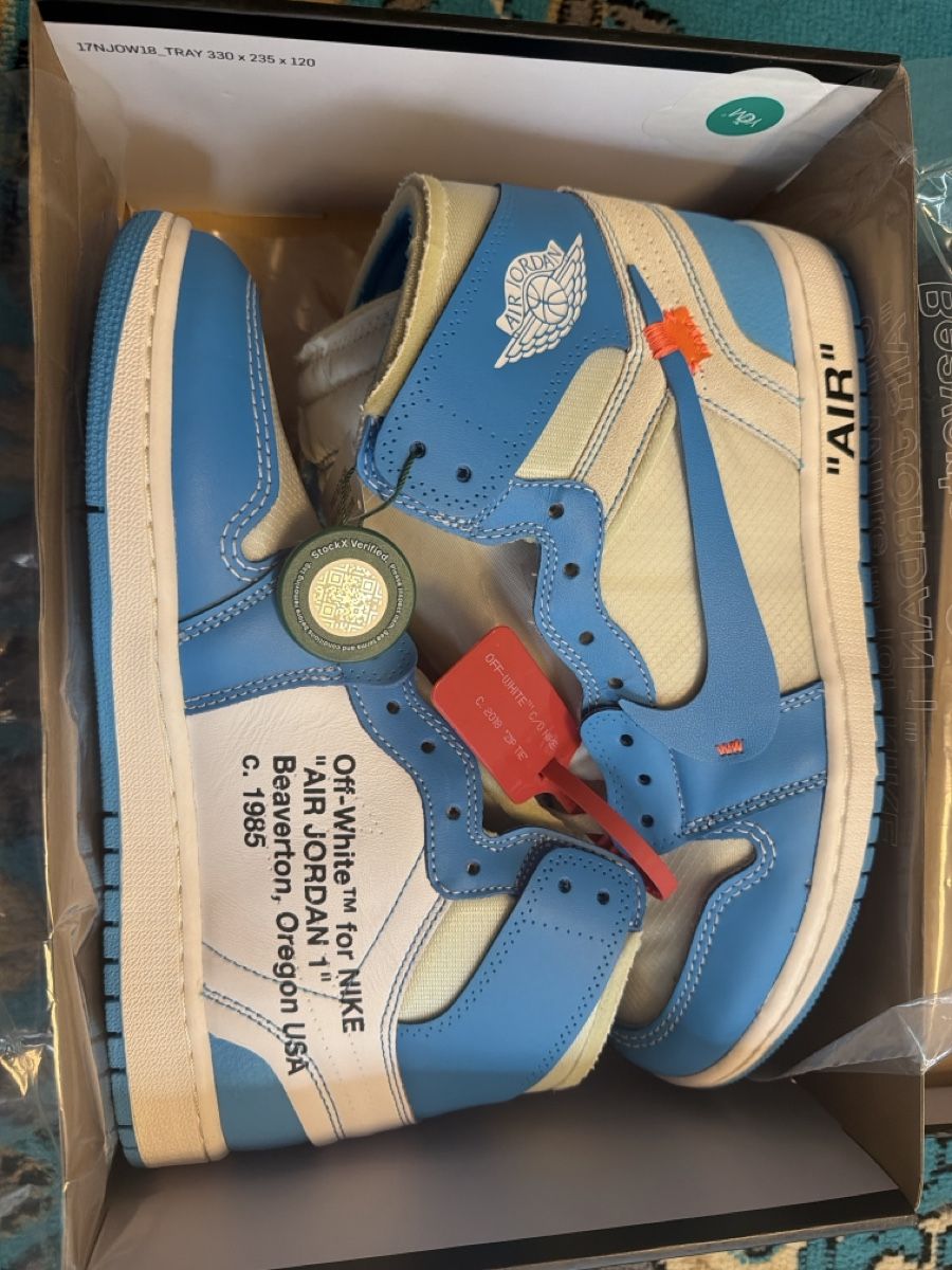Brand new off white Chicago Jordan’s 1s in blue colour. Btw (Neu und ...
