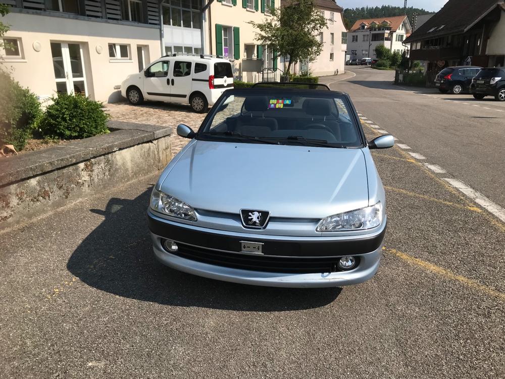 Peugeot 306 Cabrio 1.8 16V Iceland mit Hardtop Iceland Blue | Kaufen ...