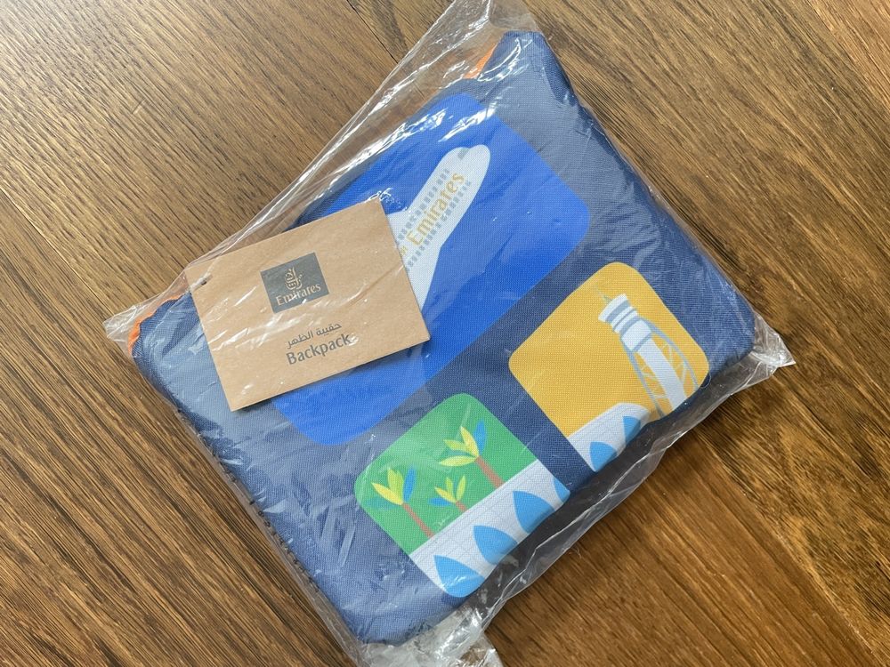 Emirates Kids travel Backpack in a Pouch, New | Kaufen auf Ricardo