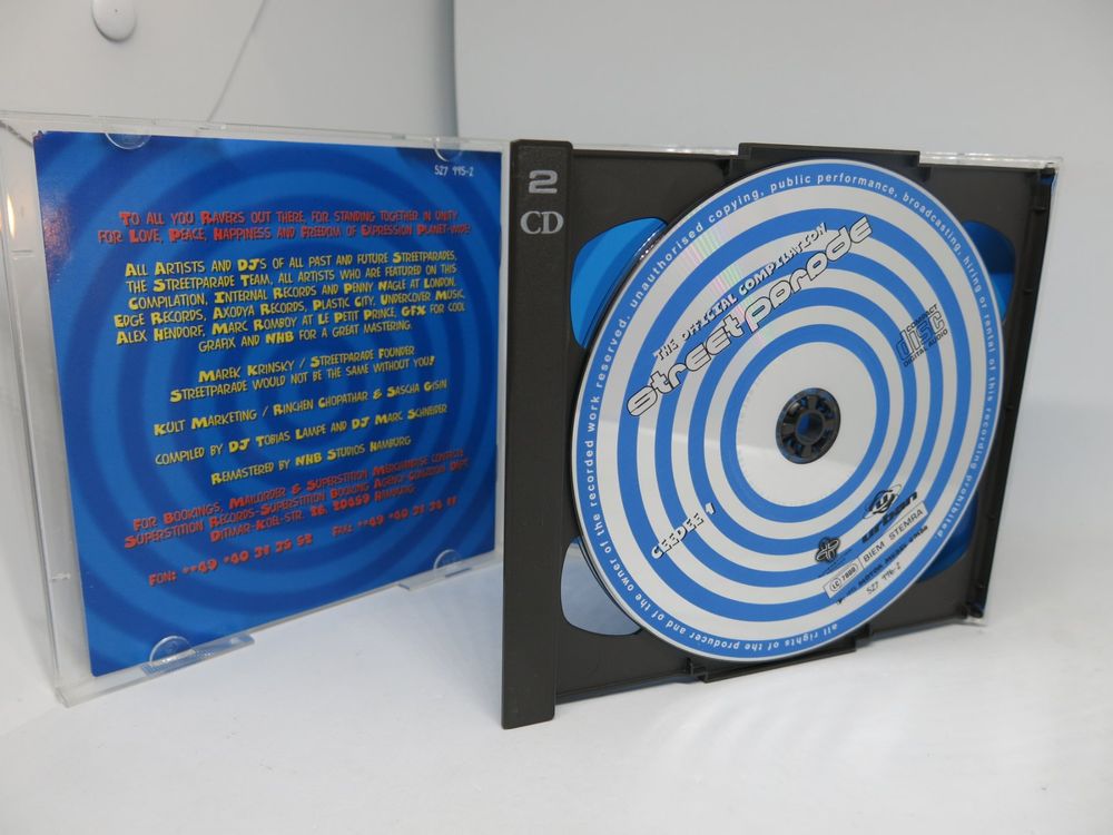 2 CD Street Parade 95 Official Compilation Streetparade 1995 (Gebraucht) in Ernetschwil für CHF ...