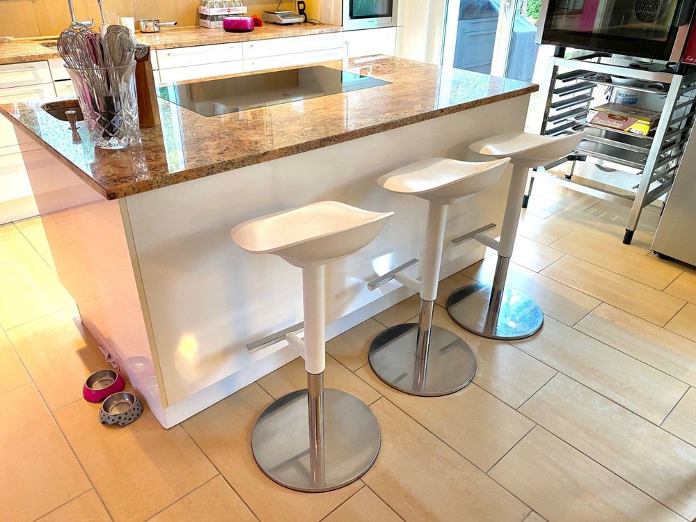 Barhocker Janinge Ikea, 3stk, weiss, dreh-, höhenverstellbar (Gebraucht ...