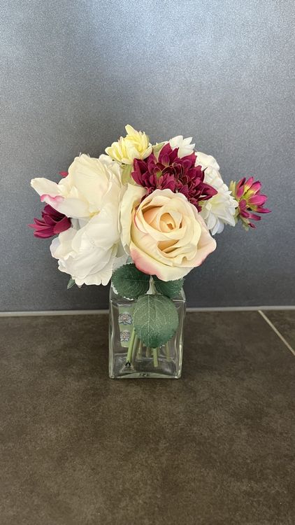 Joli bouquet de fleurs artificielles décoratives neuf (Neuf (Voir ...