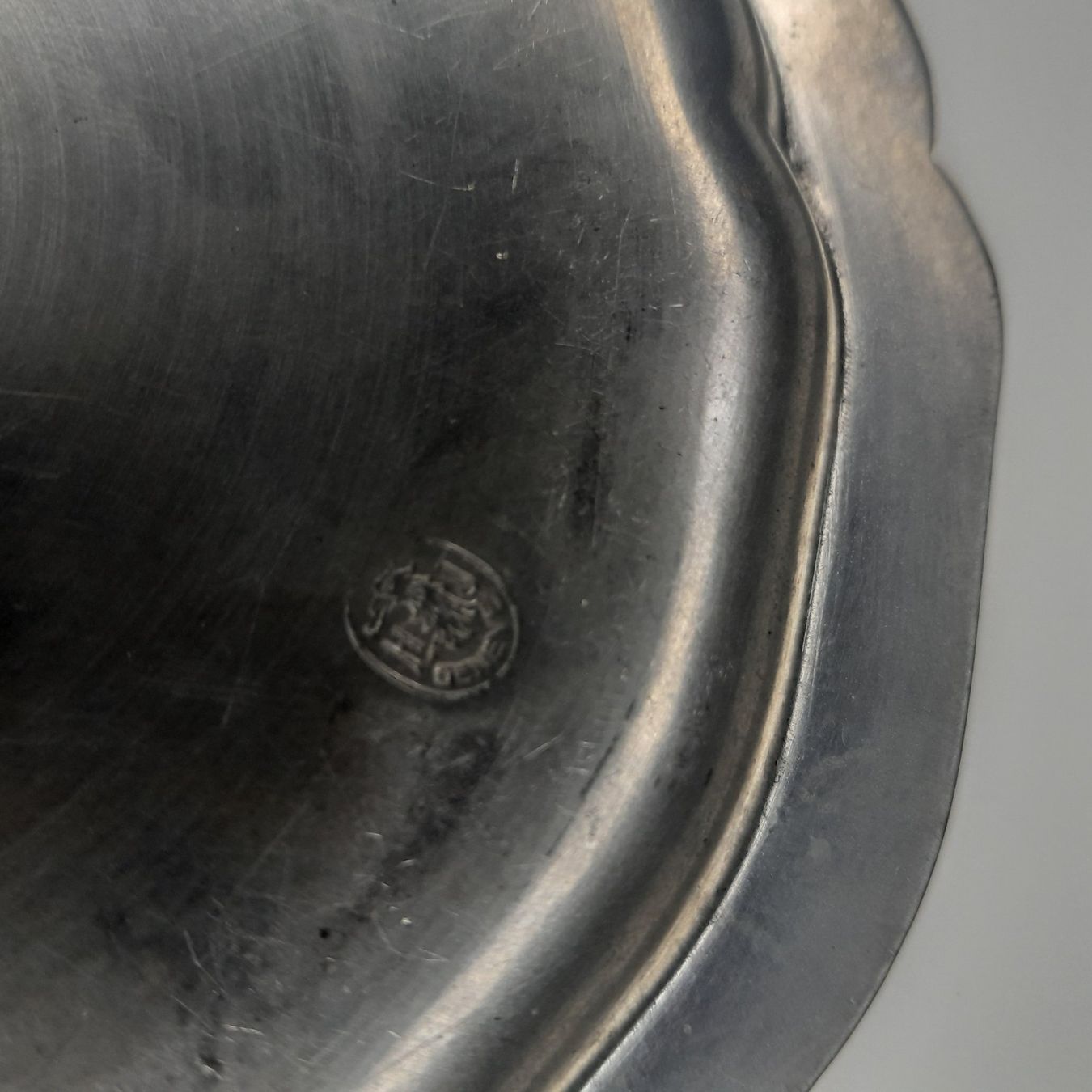 Zinnteller Schweiz St. Imier 1940 – antik, Pewter, Wandtelle (Gebraucht ...