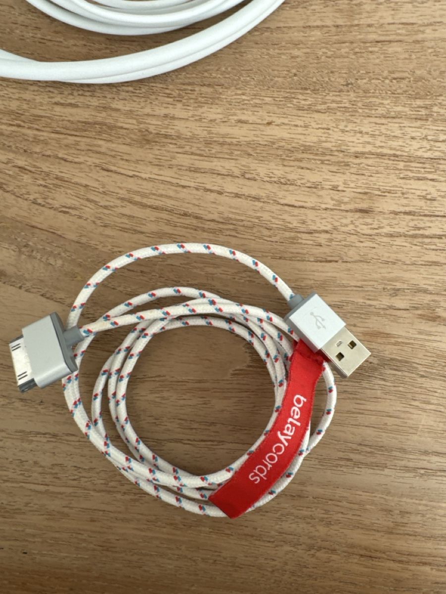 Adapter-Set für ältere Apple Geräte -Top Zustand! (Gebraucht) in ...