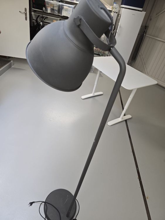 Ikea Stehlampe schwarz matt | Kaufen auf Ricardo
