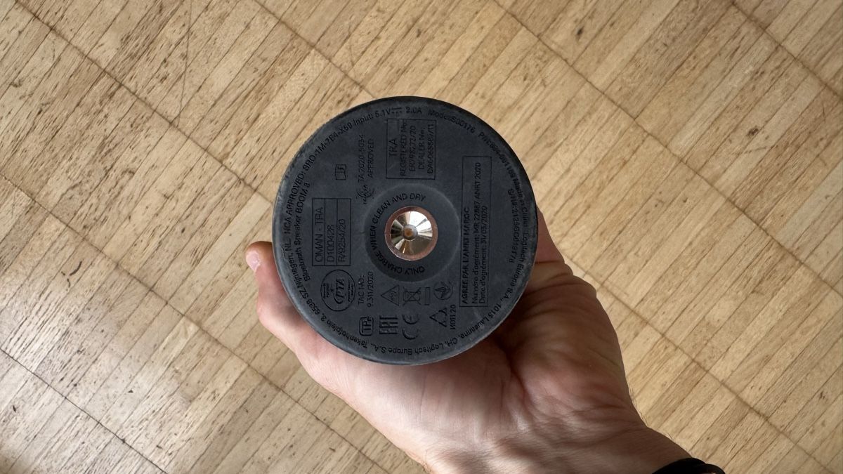 5 x Ultimate Ears UE BOOM (Gebraucht) in Zürich für CHF 100 – nur ...