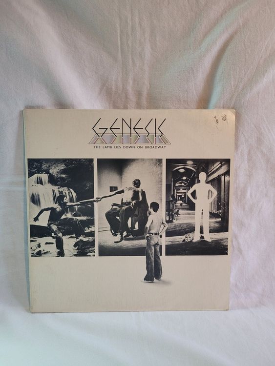 DOUBLE LP GENESIS - THE LAMB LIES DOWN ON BROADWAY (Gebraucht) in La ...