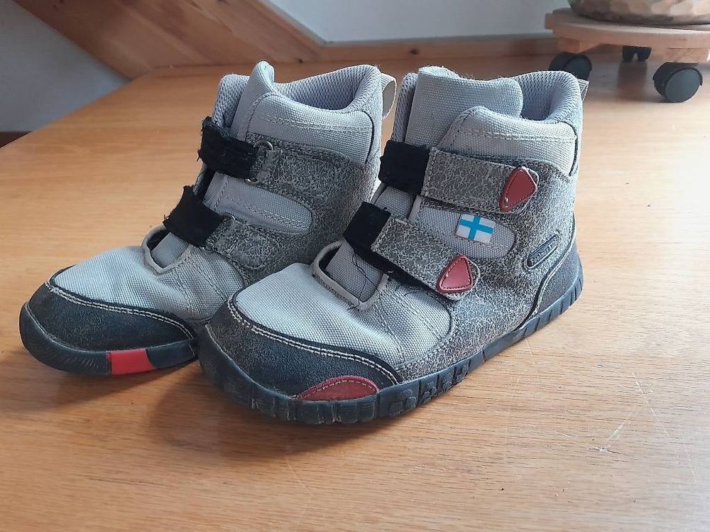 Barfussschuhe Feelmax 32 (Gebraucht) in Brugg AG für CHF 6 – mit Lieferung auf Ricardo kaufen