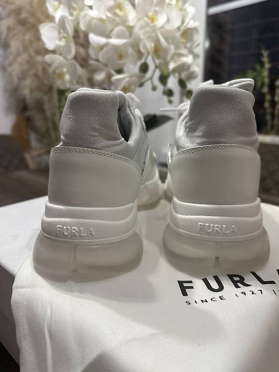 Furla (Gebraucht) in Eschlikon TG für CHF 150 – nur Abholung auf ...