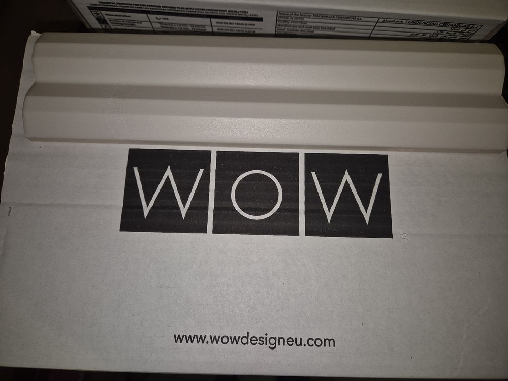 WOW Design Tiles, 7.5x30cm, 13pcs Box, 11m2 (Neu und originalverpackt ...