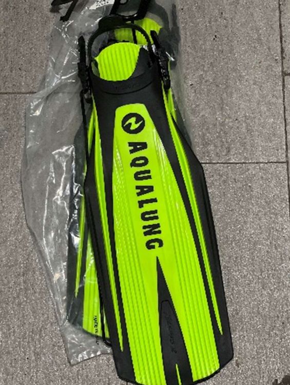 Aqualung Flossen !!NEU!! Grösse 40-44 | Kaufen auf Ricardo