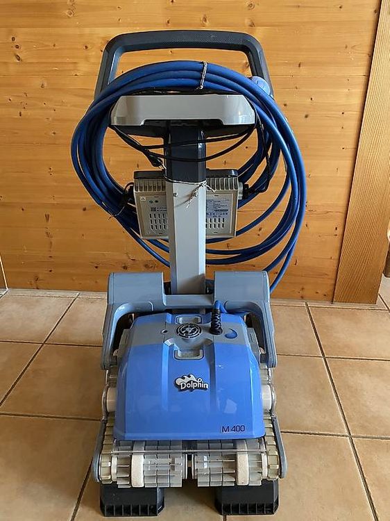 Poolroboter Dolphin M400 (Gebraucht) in Schwarzenegg für CHF 850 – nur Abholung auf Ricardo kaufen