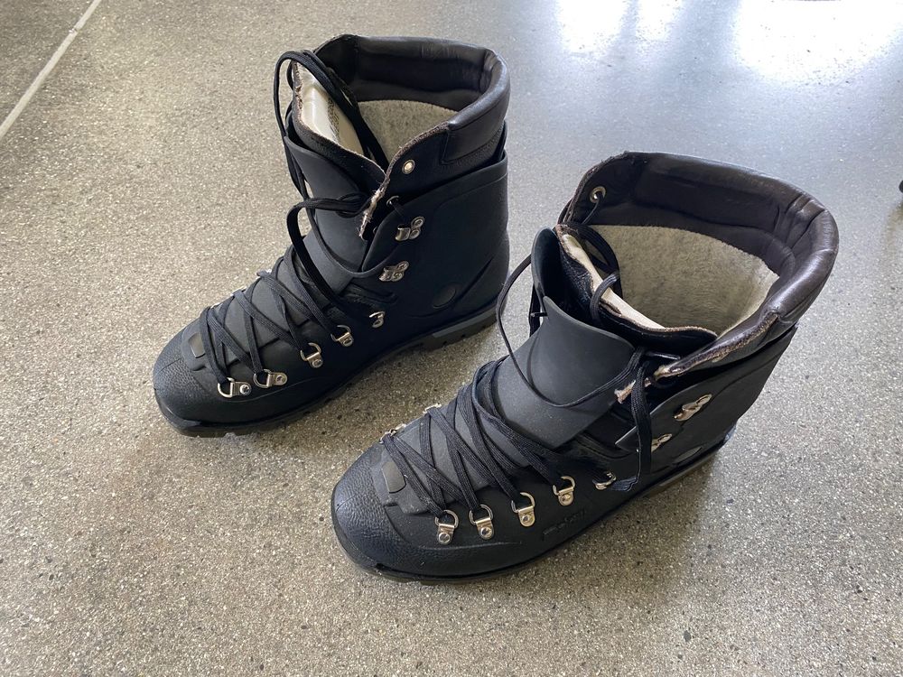 Schalenschuhe Raichle Militär Grösse 8.5 (Gebraucht) in Lungern für CHF ...