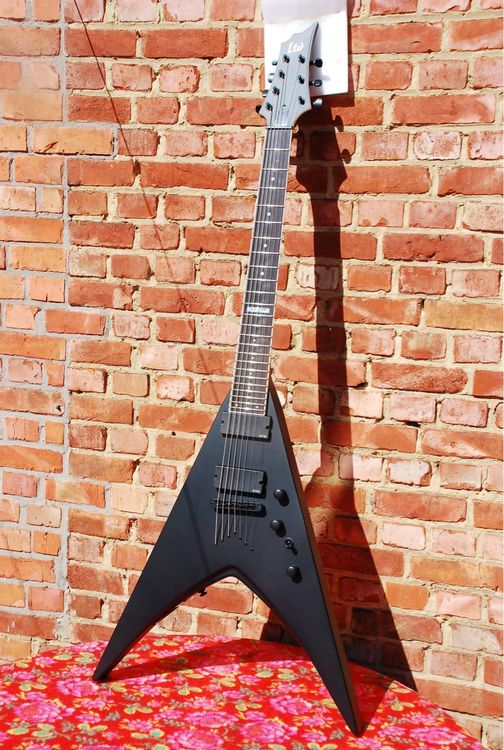 ESP LTD V-307 Seven String Electric Guitar (Gebraucht) in Davos Dorf ...
