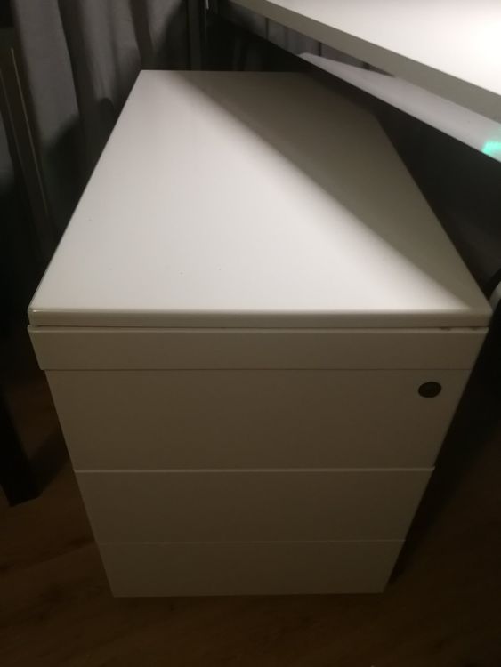 embru Tisch mit Korpus (Gebraucht) in Rüti für CHF 70 – nur Abholung ...