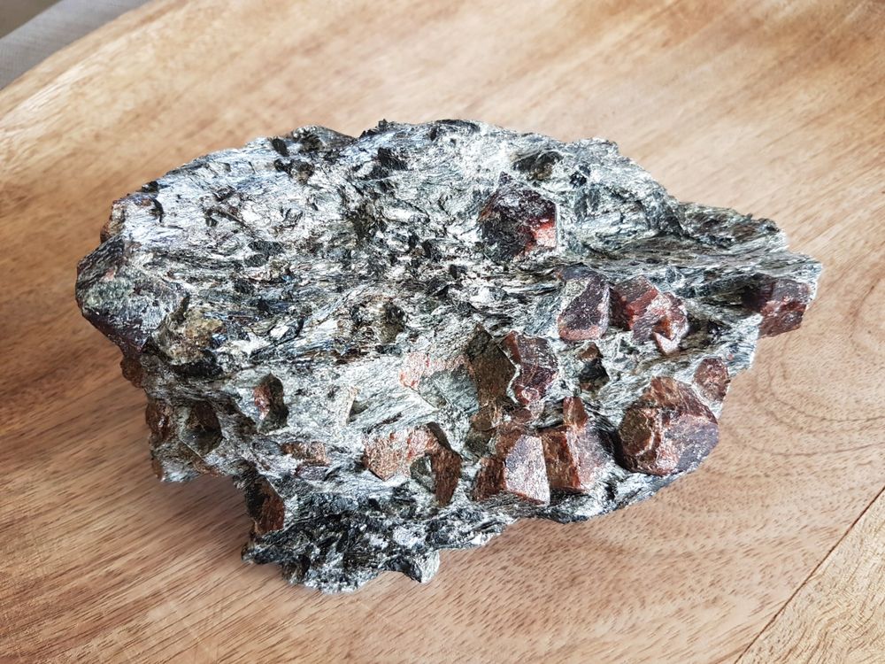 Grosse Granatstufe aus dem Zillertal | Kaufen auf Ricardo