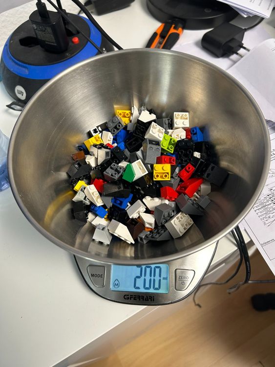 200 Gramm grosse und kleine schrägen Lego Teile ab 1 Franken | Kaufen auf Ricardo