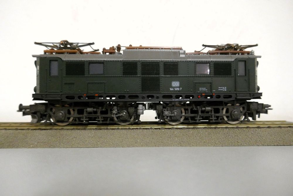 Roco 4130 Elektrolokomotive DB BR 144 509-7 analog (Gebraucht) in ...