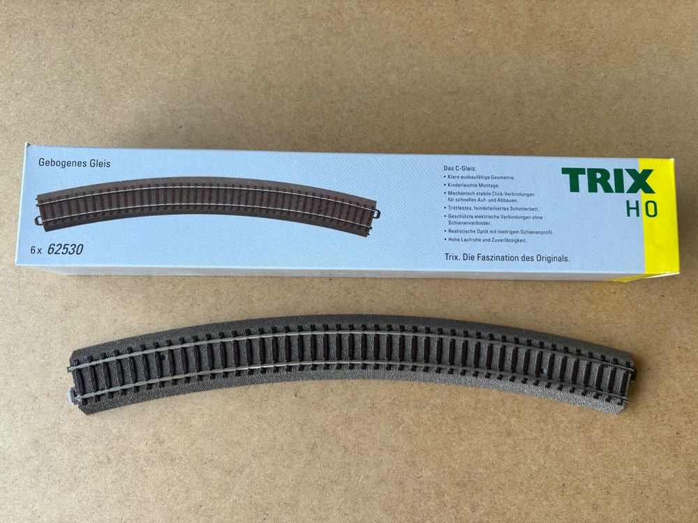 Trix 62530 Gebogenes Gleis R5 (Neu und originalverpackt) in Hauterive ...