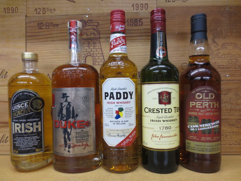 5 Versch. Fl. Irish/ Blended/ Malt Whisky u.A (Lot 193) (Neu (gemäss ...