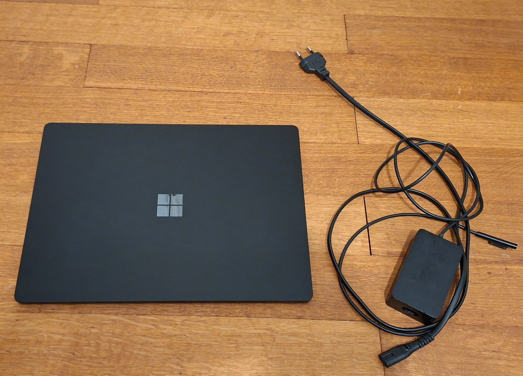 Microsoft Surface Laptop 4 (Model 1950:1951 i5) (Gebraucht) in Liestal ...