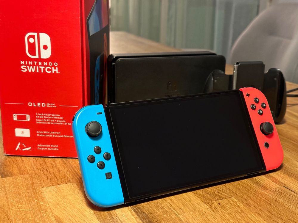 Nintendo Switch OLED (D'occasion) à Lyss pour CHF 250 – avec livraison ...