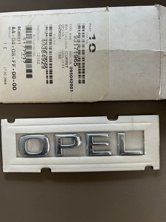 Emblème / insigne Opel Vectra (Neu und originalverpackt) in Vétroz für ...