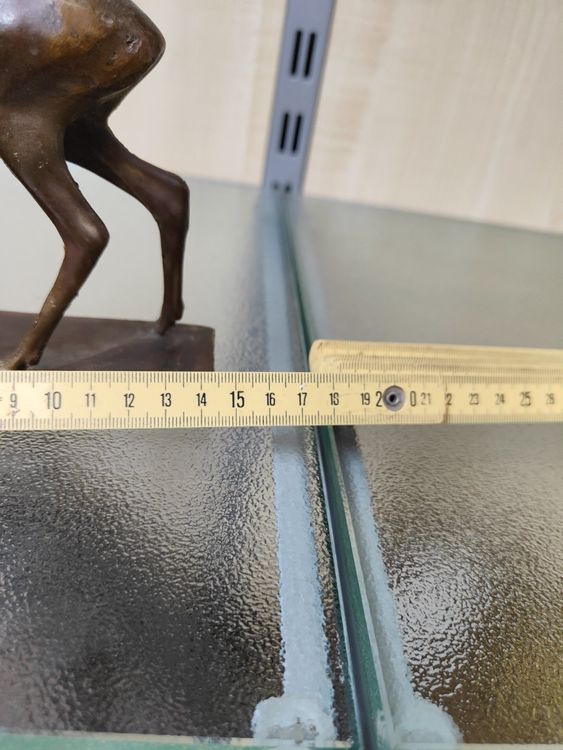 BRONZE REH MIT SIGNATUR ???? (Gebraucht) in Jeuss für CHF 102 – mit Lieferung auf Ricardo kaufen