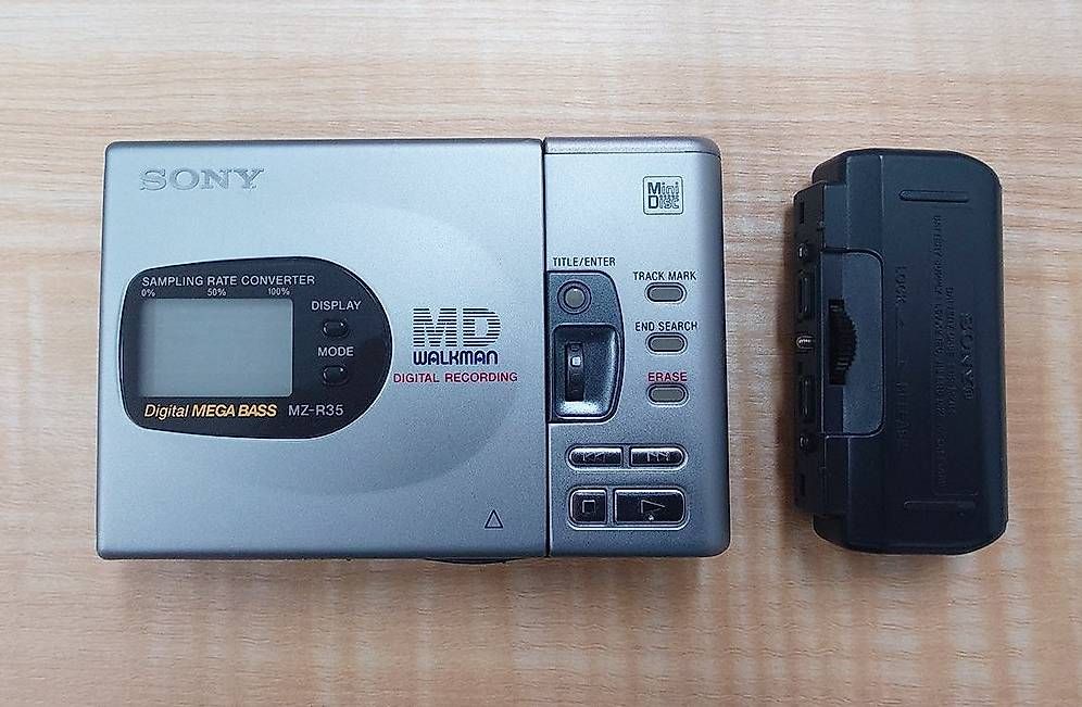 Sony MZ-R35 Mini-Disc Player & 54 Mini-Discs (Gebraucht) in ...