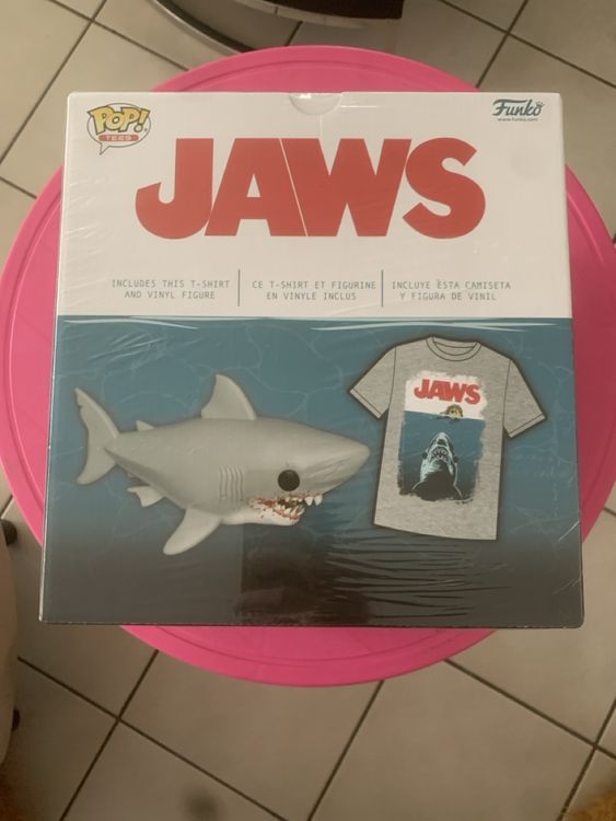 Pop tees jaws (Neu und originalverpackt) in La Chaux-de-Fonds für CHF ...