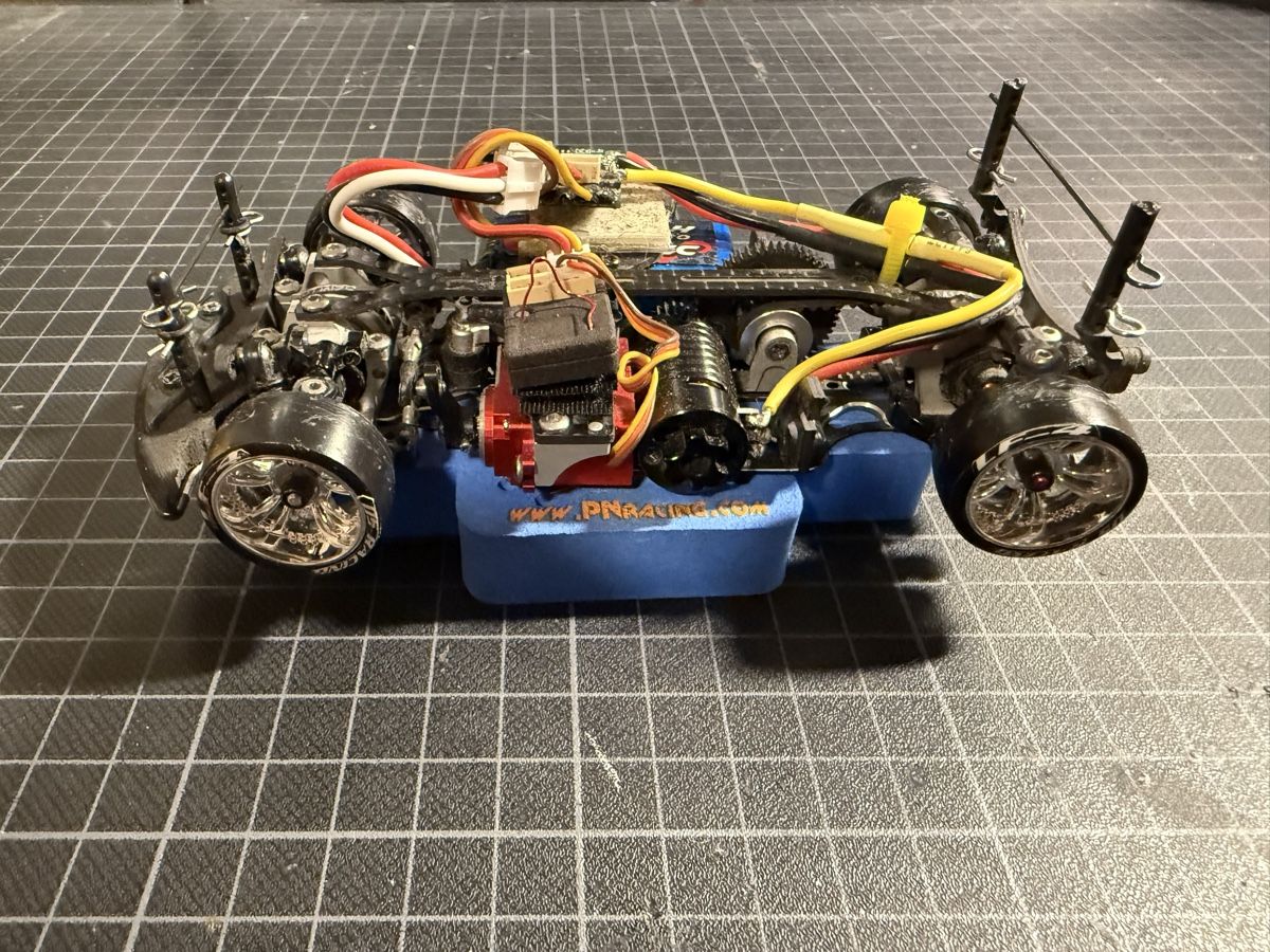Atomic BZ Evolution 2017, 1/28 Drift Chassis kein mini z (Gebraucht) in ...