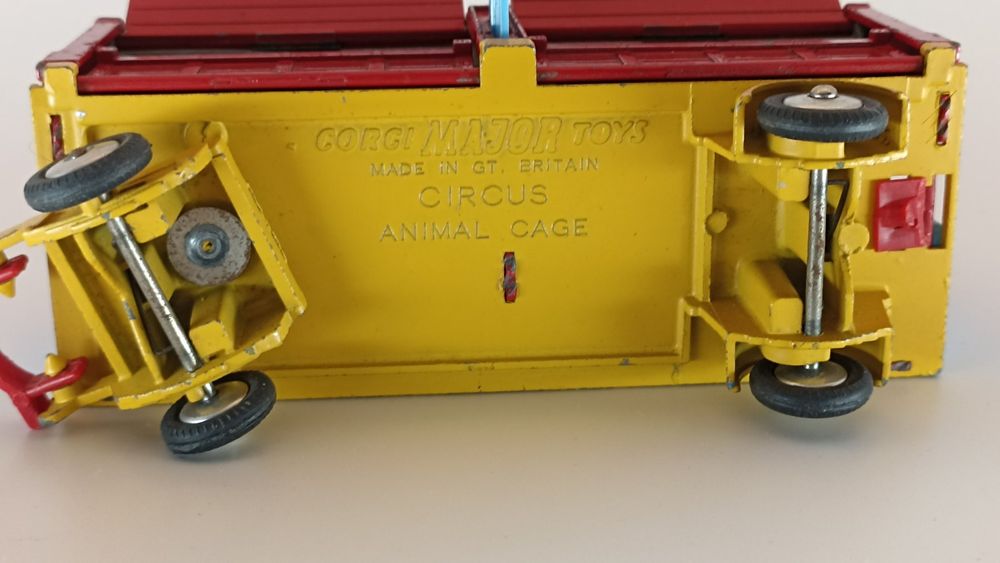 Corgi Major Toys Chipperfield Circus Animal Cage (Gebraucht) in ...