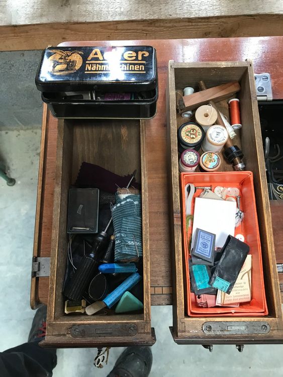 antike Adler Nähmaschine (Gebraucht) in Schönholzerswilen für CHF 28 – nur Abholung auf Ricardo ...