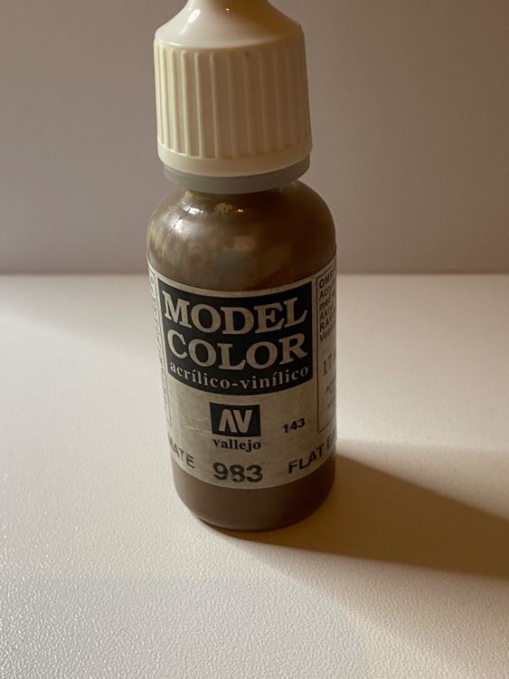 VALLEJO MODEL COLOR 70983 FLAT EARTH (Gebraucht) in MÜHLEDORF/SO für ...