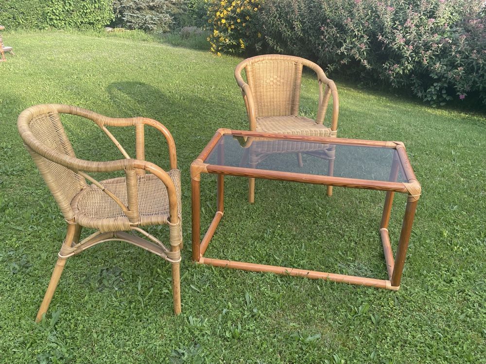 Salontisch mit zwei passenden Korbstühlen (Gebraucht) in Elgg für CHF 29 – nur Abholung auf ...