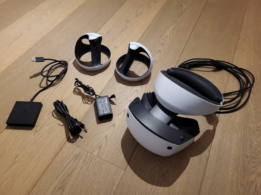 Sony PSVR 2 inkl. PC Adapter (Gebraucht) in Volketswil für CHF 390 – mit Lieferung auf Ricardo ...