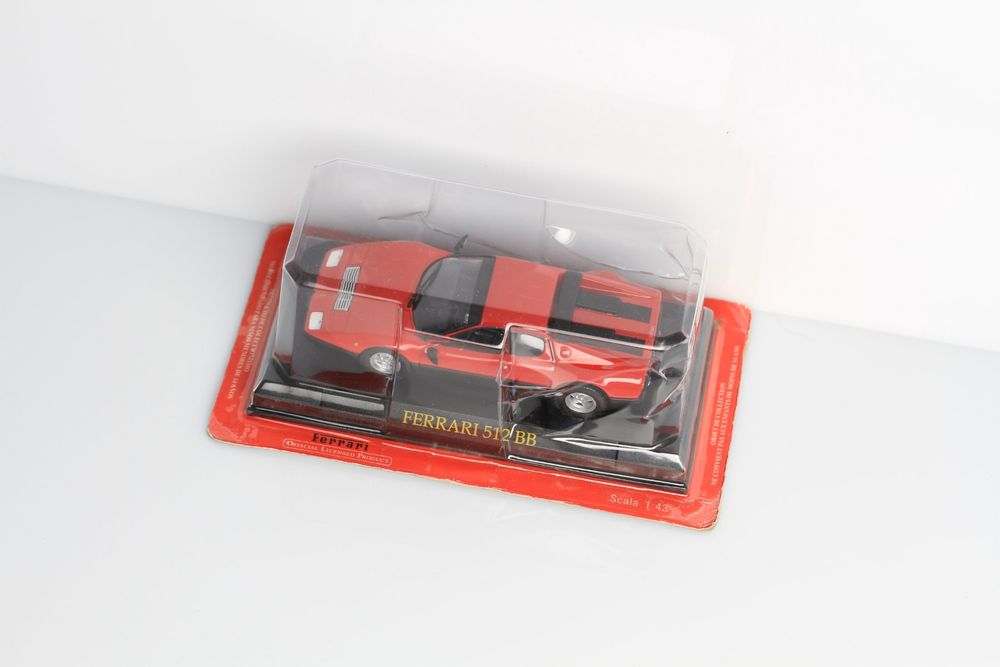 5x Ferrari 1:43 / 250 GTO & GTE 2+2 / 512 BB / Modena / 365 (Neu und ...