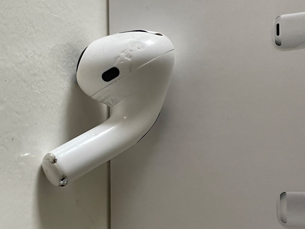 AirPods Pro Gen. 1 RECHTER AIRPOD (Gebraucht) in Bottmingen für CHF 2 ...