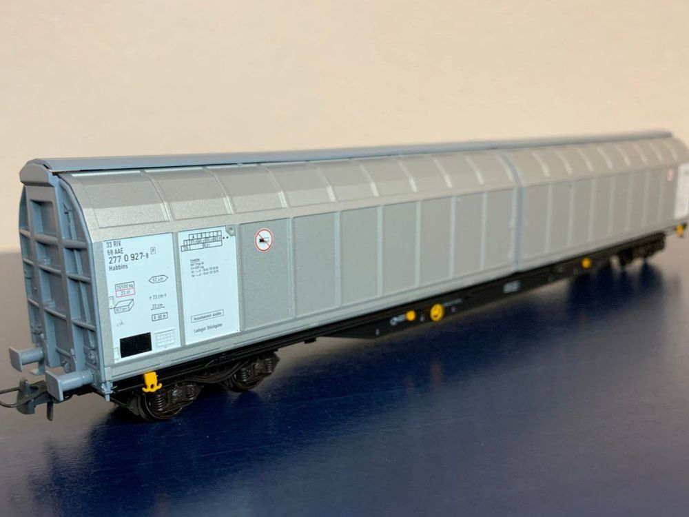 AAE wagon à parois coulissantes Habbins (Neu (gemäss Beschreibung)) in ...