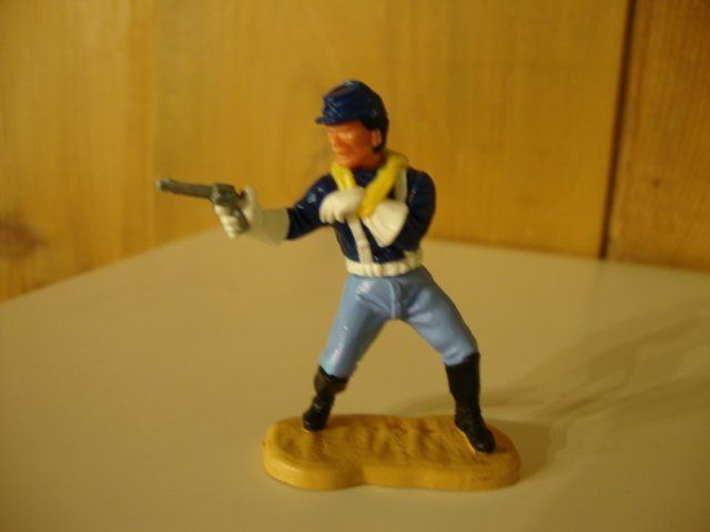 Holz Wildwest Fort EDUARD HENRY mit TIMPO TOYS Soldaten (Gebraucht) in ...