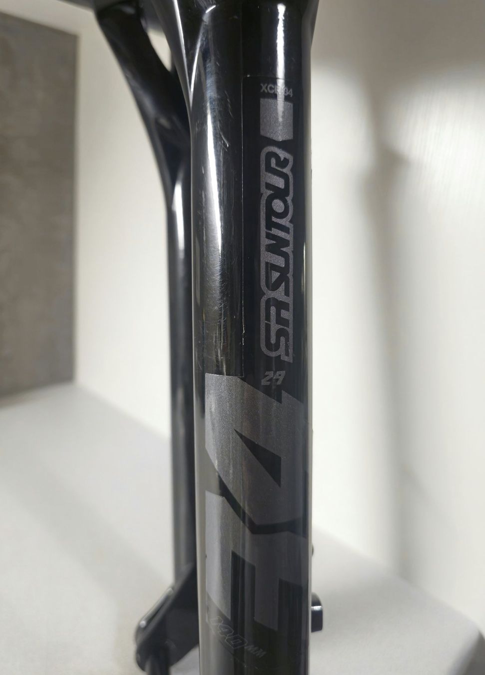 Fourche quasi-neuve 29", 140mm, SR Suntour XCR34 Boost 2CR (Neuf (Voir ...