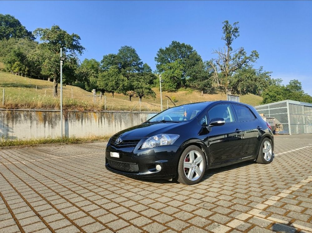 Toyota Auris 1.8 Bemani Kompressor (Gebraucht) in Wettingen für CHF 7010 – nur Abholung auf ...