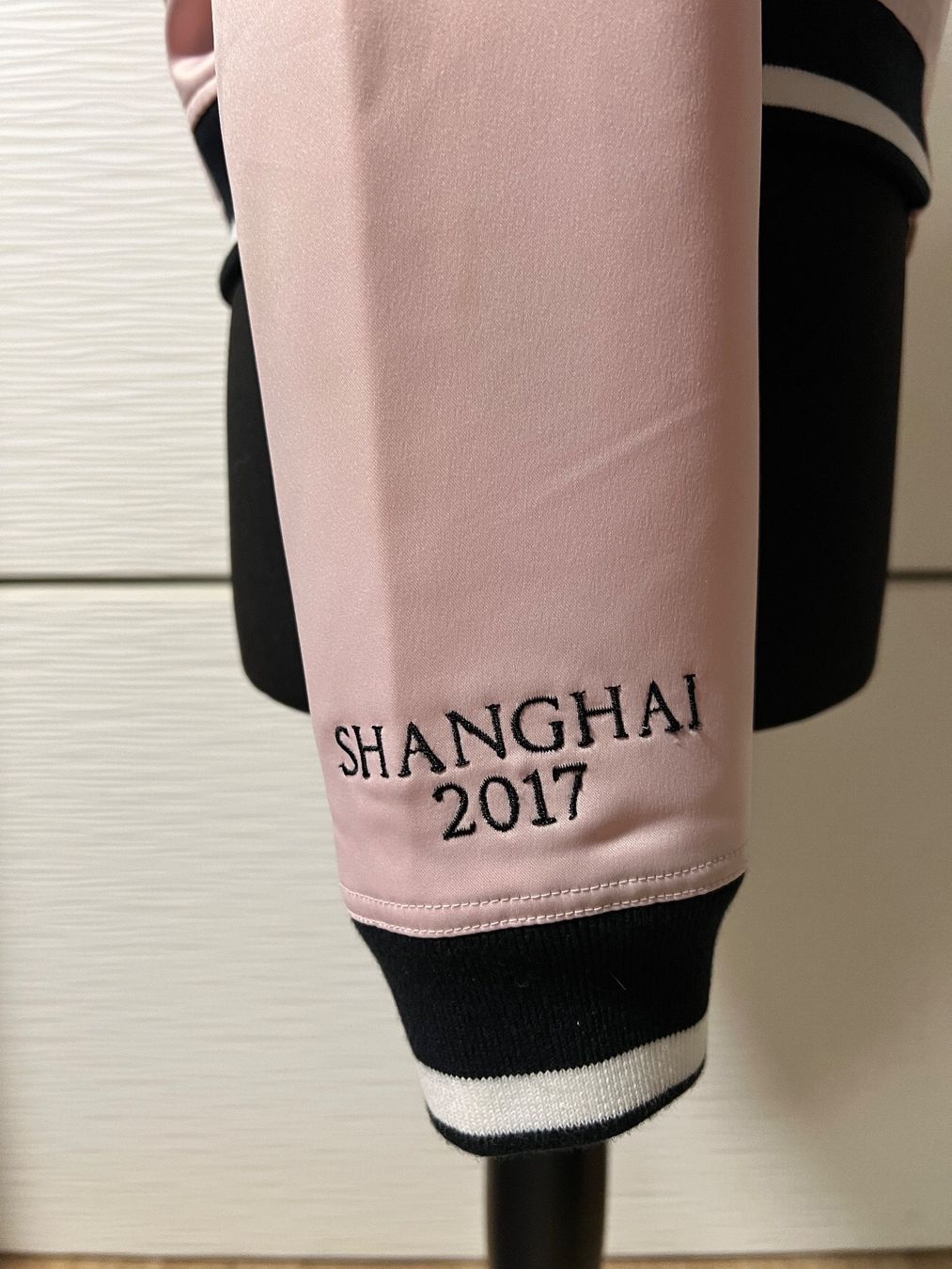 Bomber Victoria’s secret original (D'occasion) à Crans VD pour CHF 100 ...